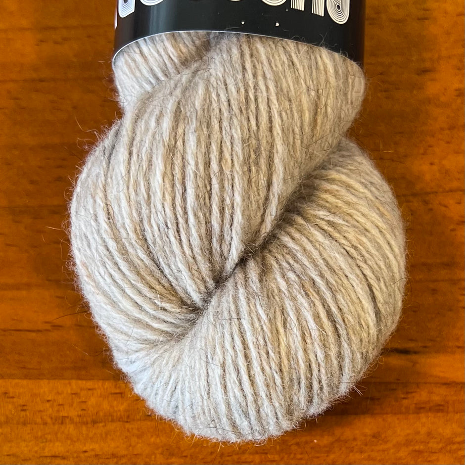Rhapsody 4ply – Outlaw Yarn
